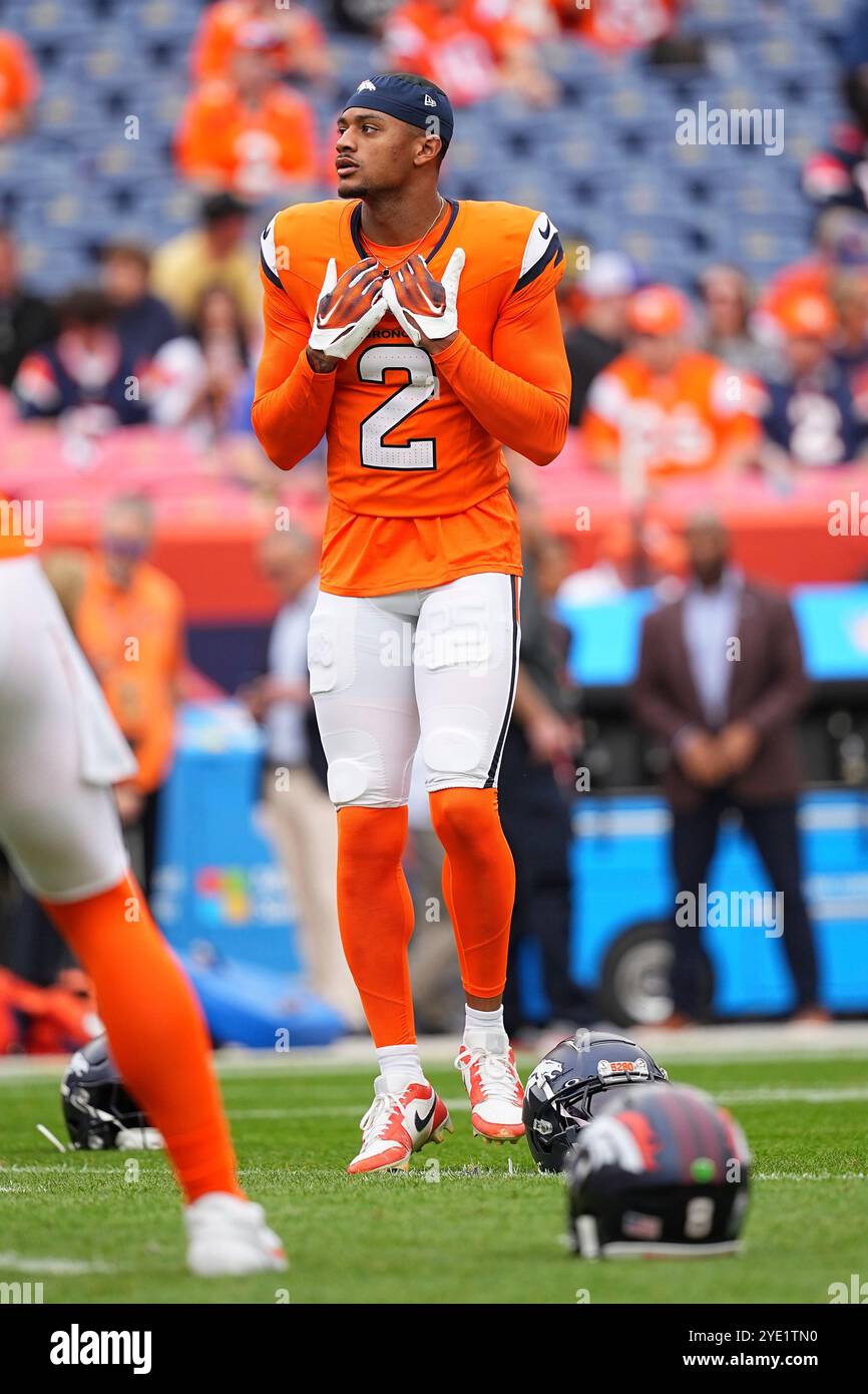 Denver Broncos cornerback Pat Surtain II (2) warms up prior to the game ...