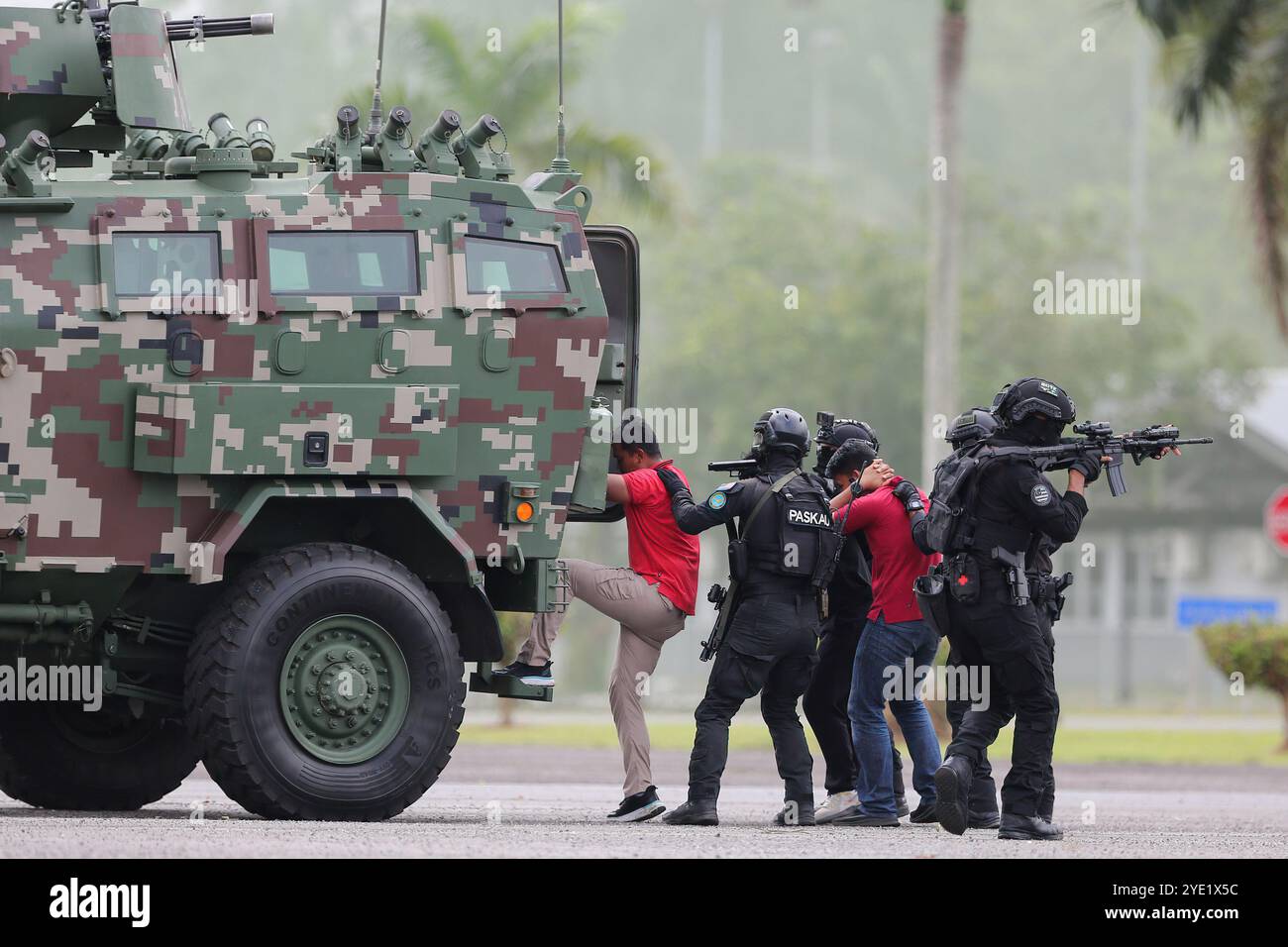 Royal malaysian air force special forces hi-res stock photography and ...