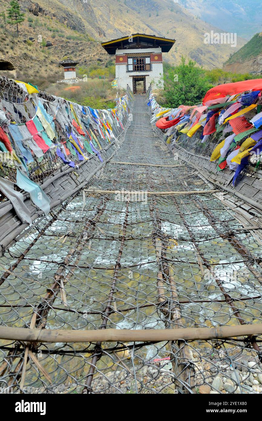 Partial view of Iron Chain Bridge, also known as the Tamchoe or Tachog ...