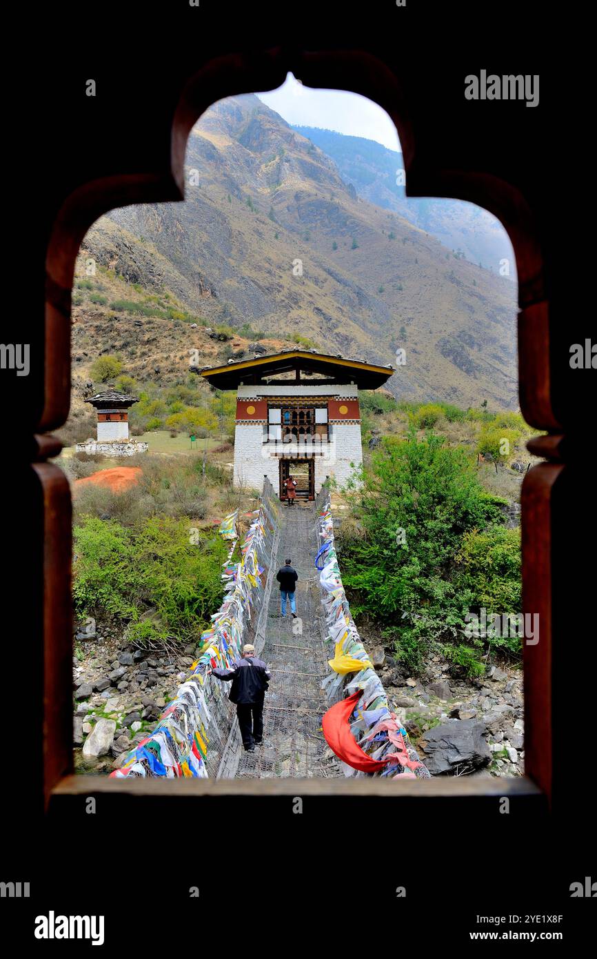 Partial view of Iron Chain Bridge, also known as the Tamchoe or Tachog ...