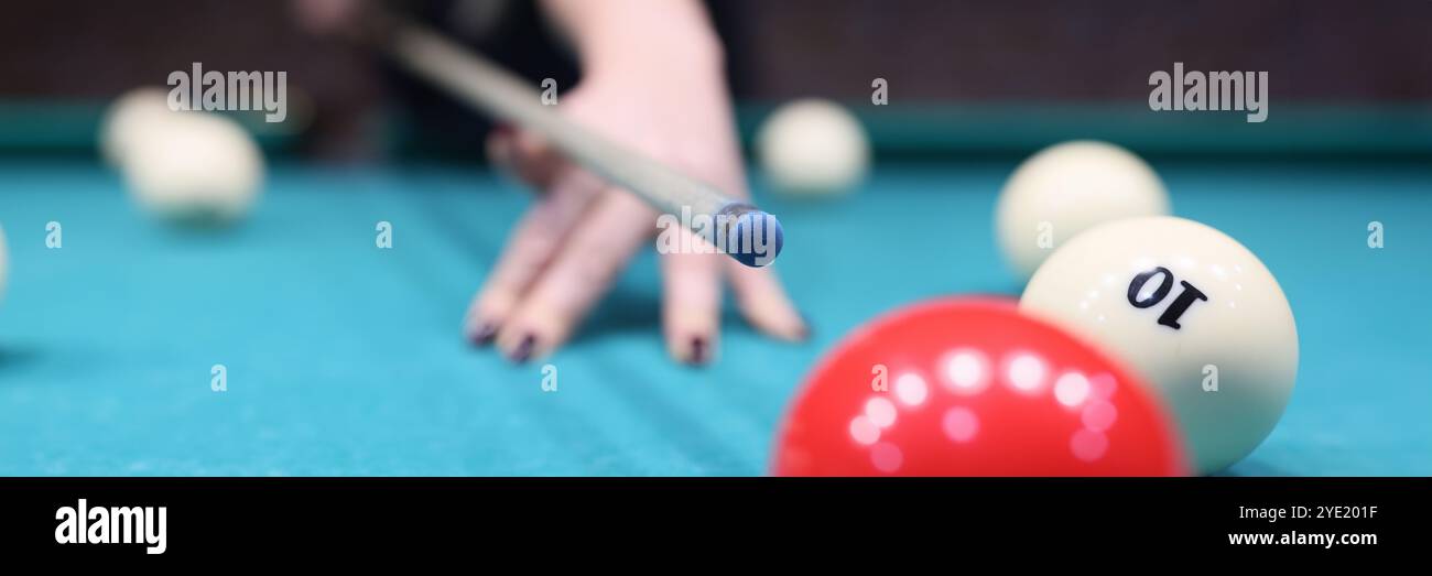 Cue ball hit pool ball hi-res stock photography and images - Alamy