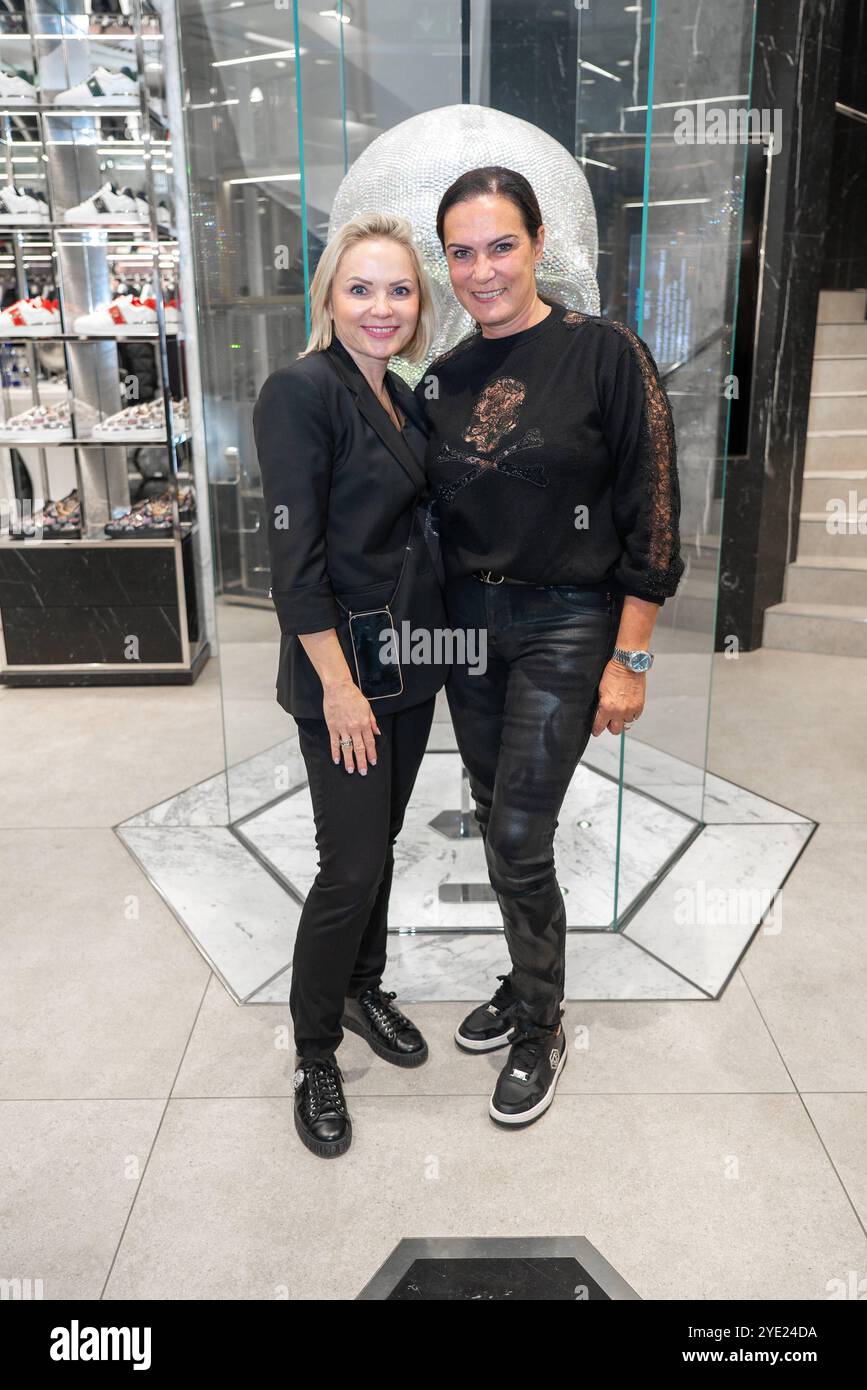 Vienna, Austria. 25th Oct, 2024. Simone Lugner gets dressed at Philipp ...