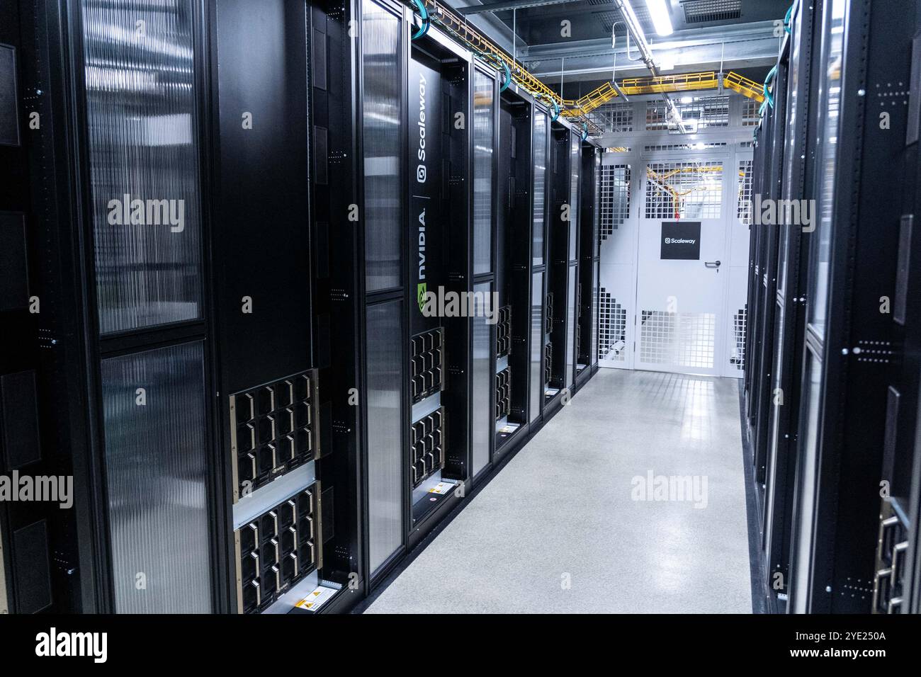 Illustration of Nvidia data centers during his visit to the Scaleway ...