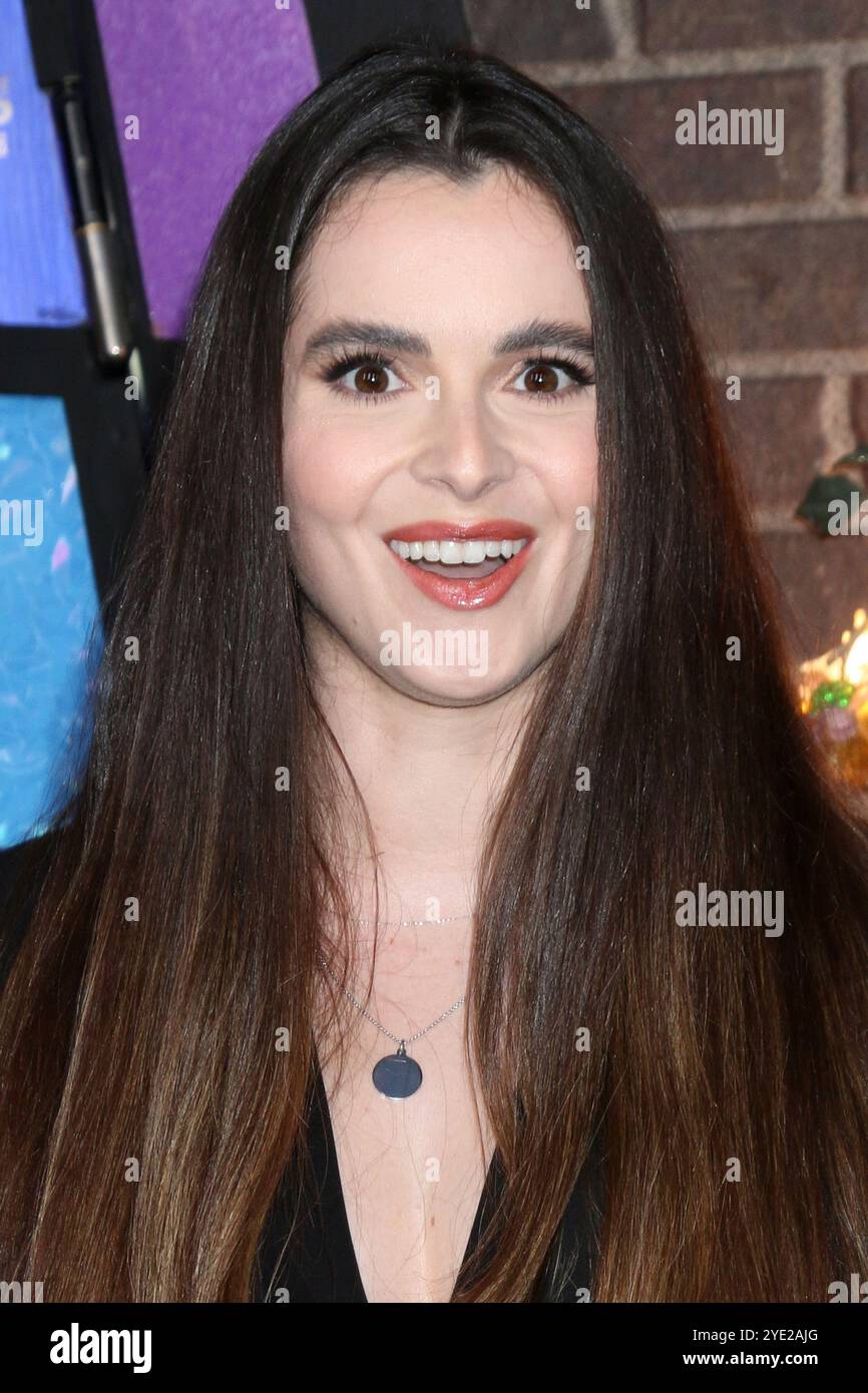 Los Angeles, USA. 28, October, 2024. Pictured left to right, Vanessa ...