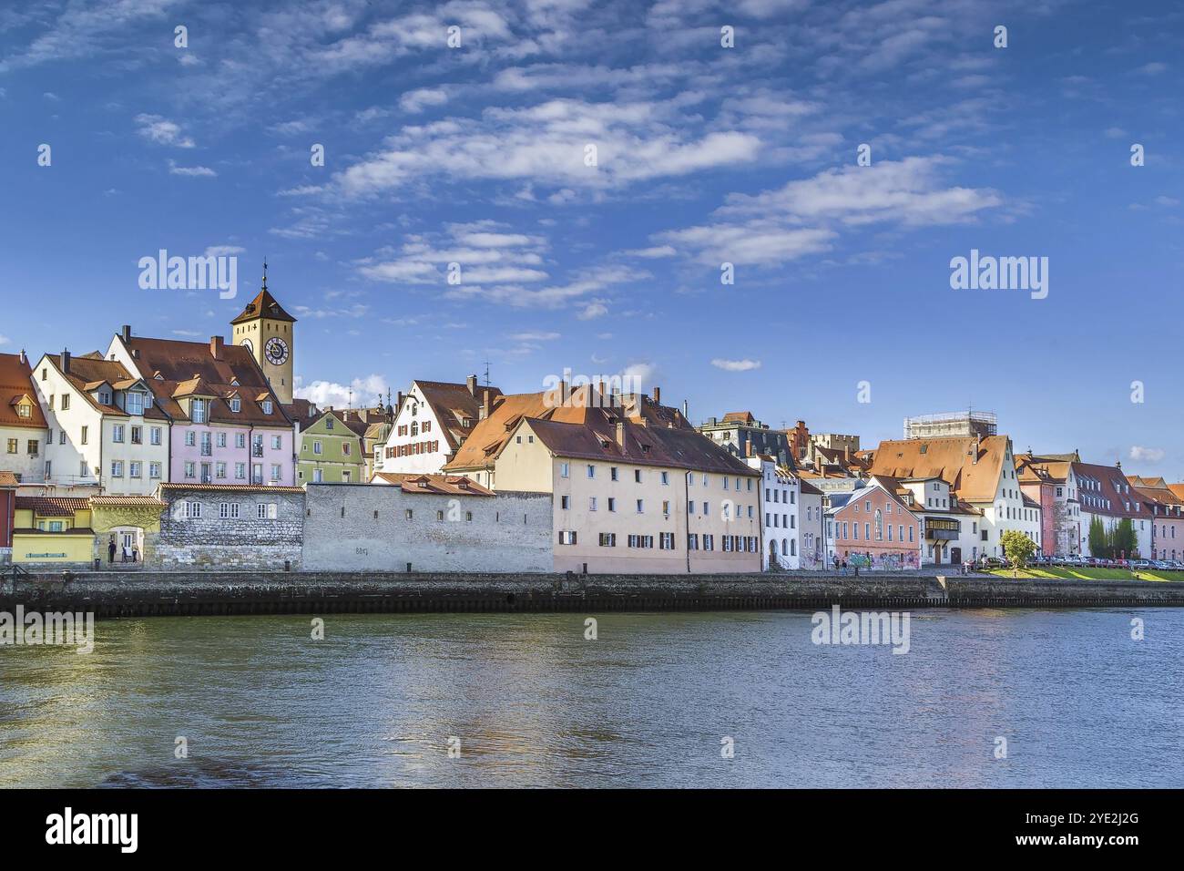 Dike to river donau danube in donau hi-res stock photography and images ...