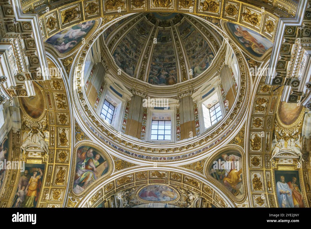 The Basilica di Santa Maria Maggiore (English: Basilica of Saint Mary ...