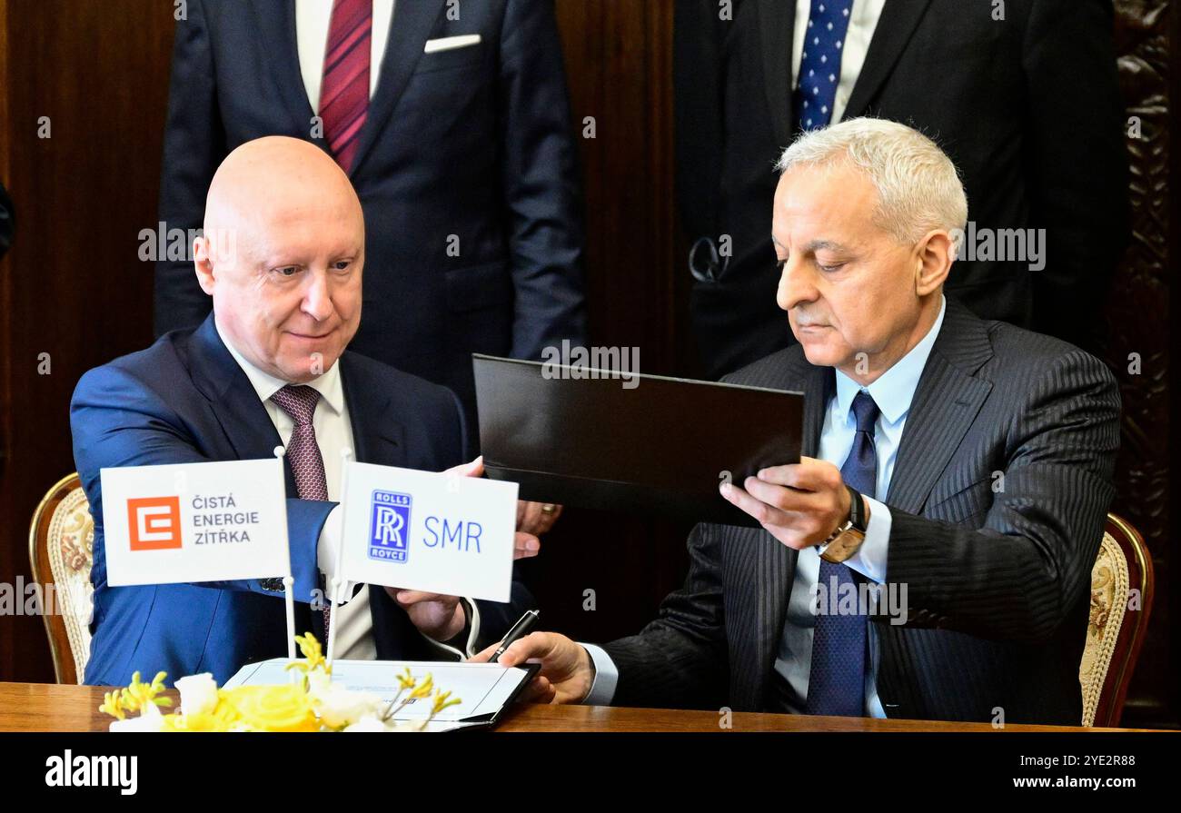 Smr modular hi-res stock photography and images - Alamy