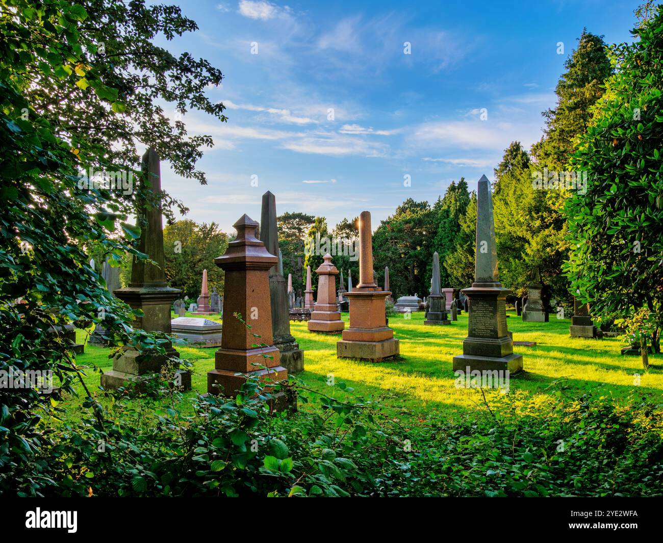 Cathays cemetery hi-res stock photography and images - Alamy