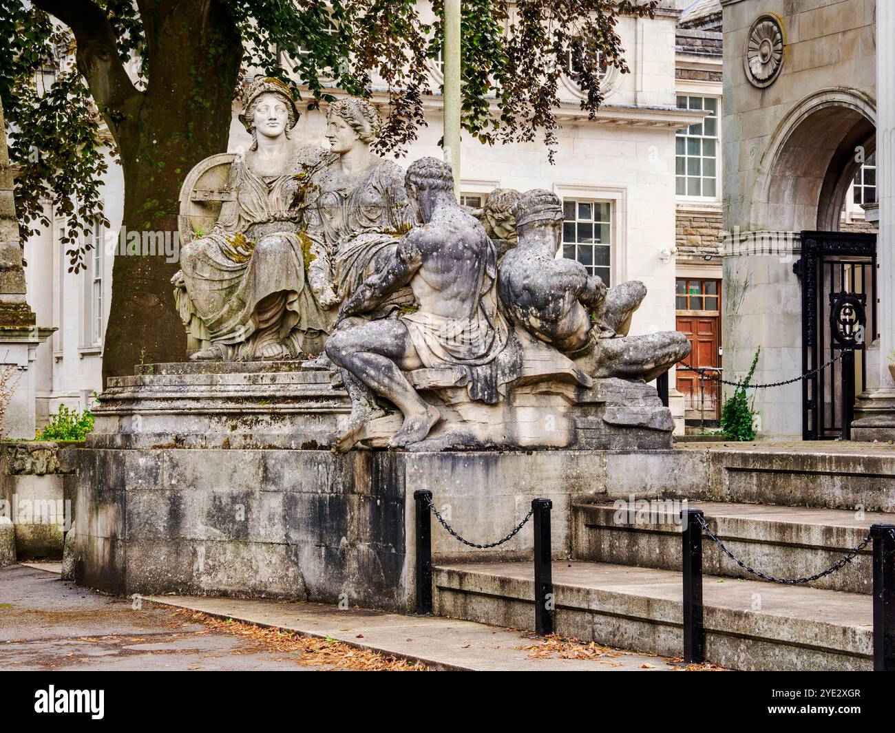 Statue of Minerva in front of Glamorgan Building, Cardiff, Wales ...