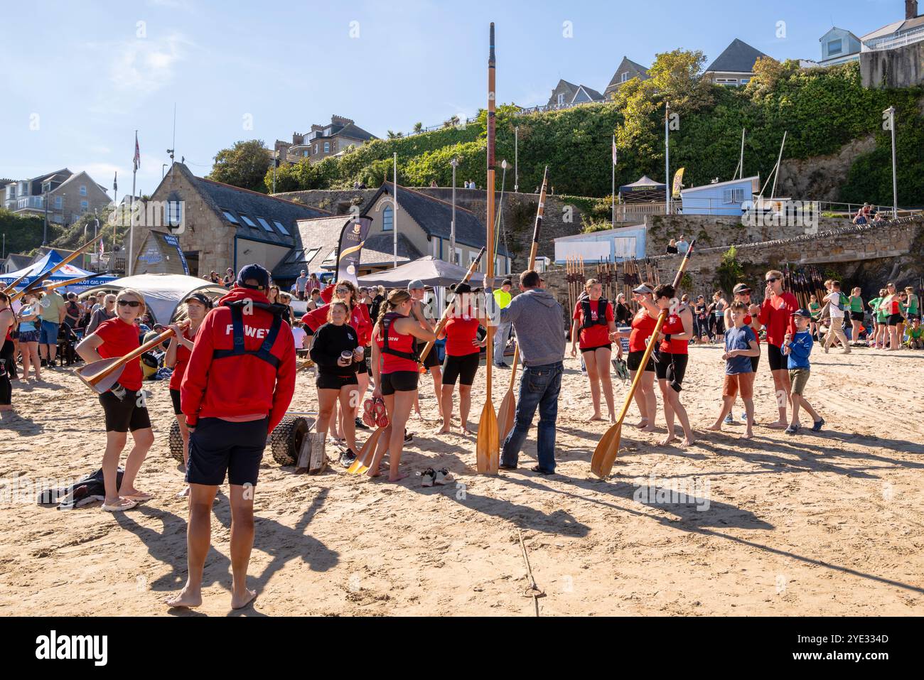 Crew and equipment hi-res stock photography and images - Alamy