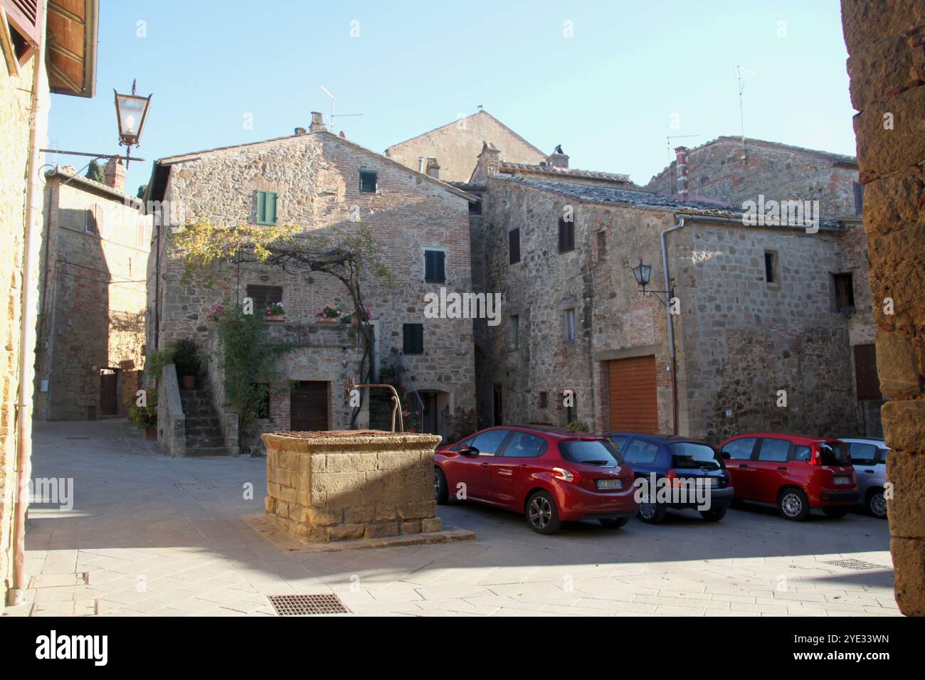 Stone pavement medieval village hi-res stock photography and images - Alamy