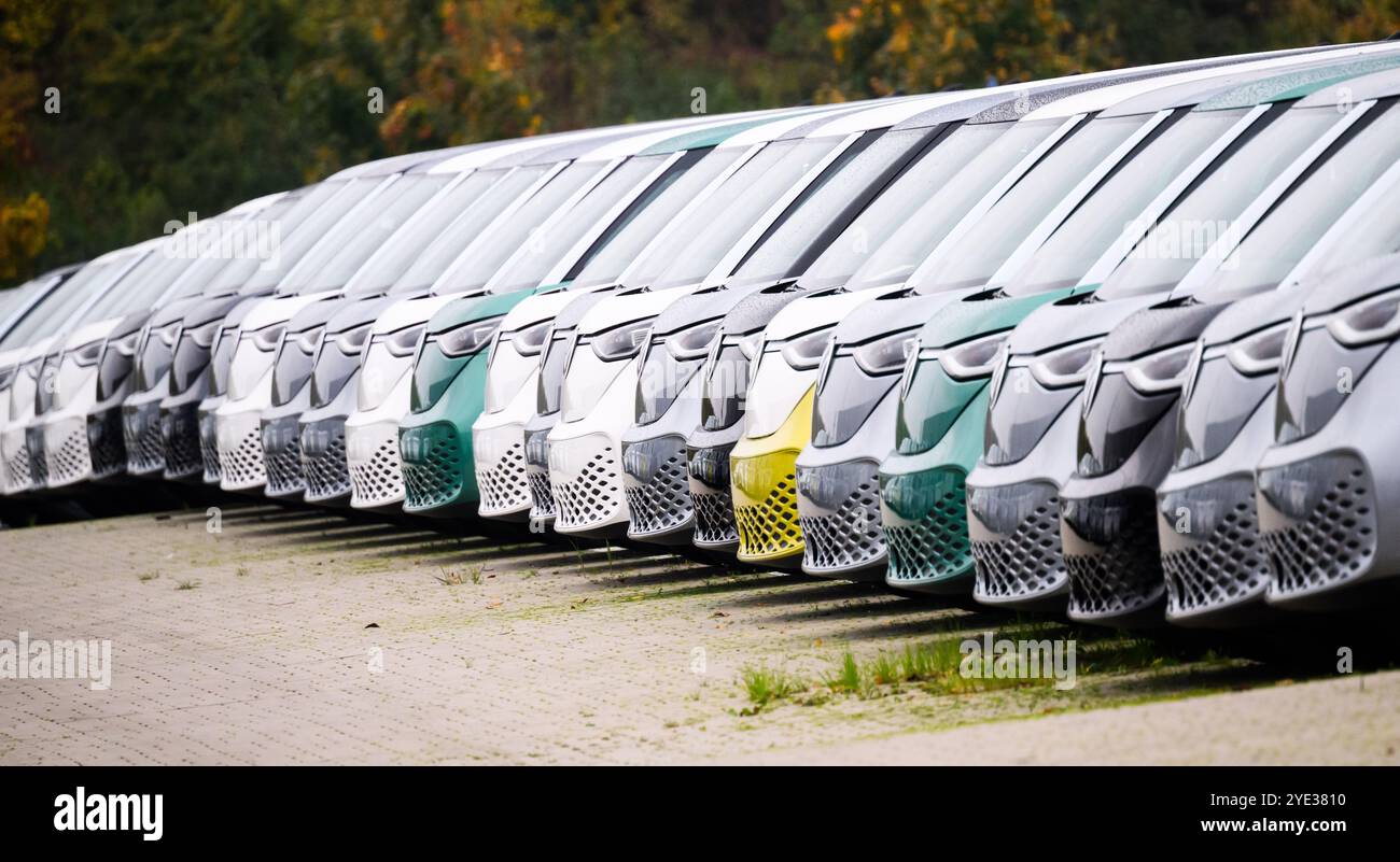 Vw id buzz 2024 hi-res stock photography and images - Alamy