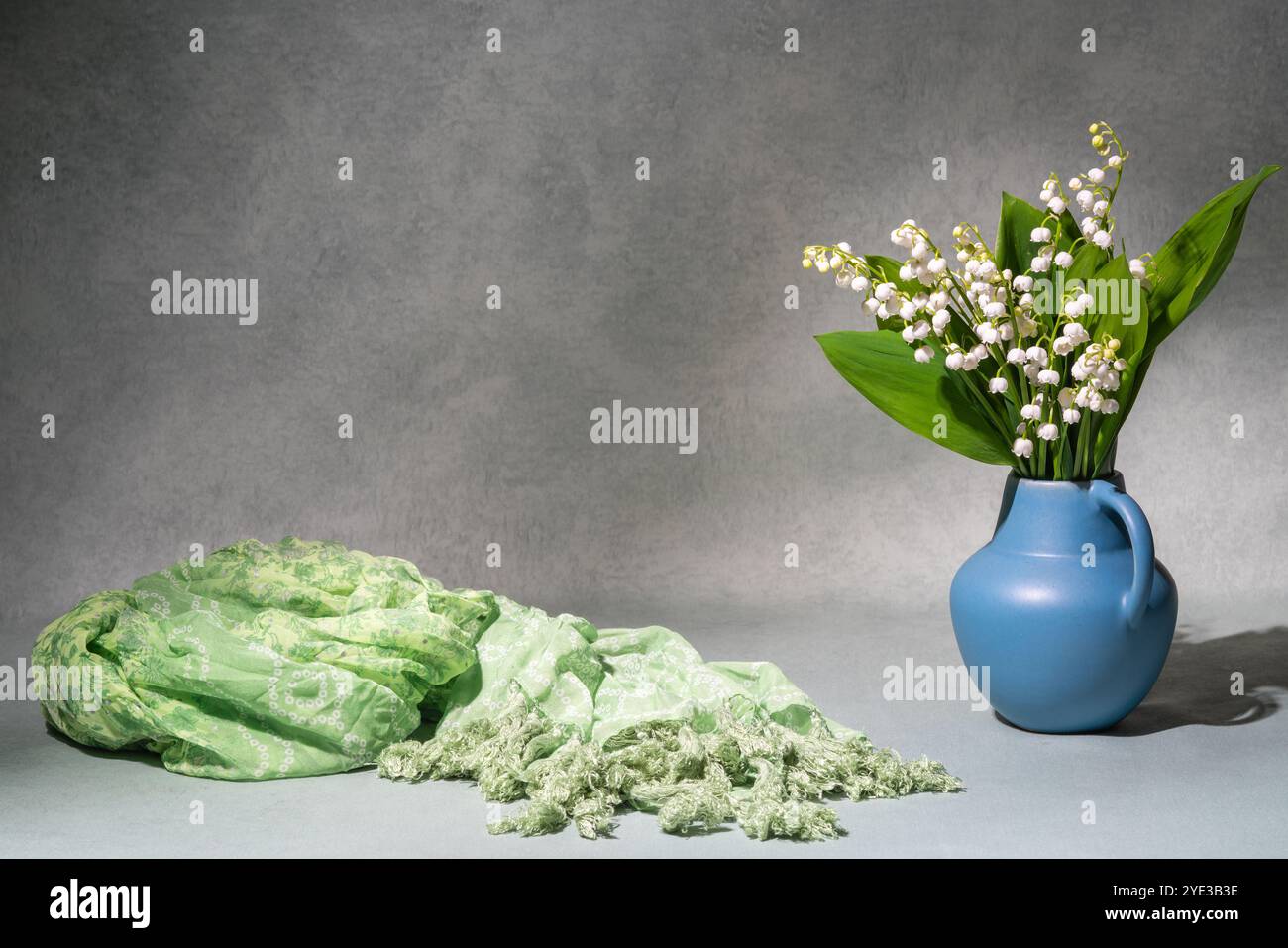 Bunch lilies valley convallaria hi-res stock photography and images - Alamy
