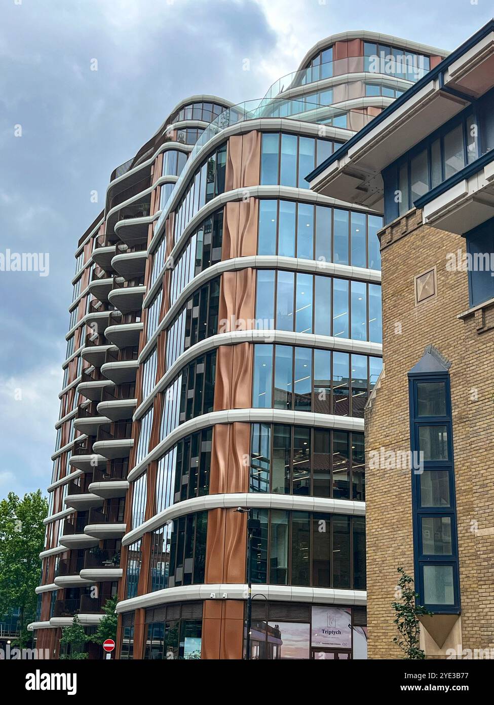 New development in London's Bankside Stock Photo - Alamy