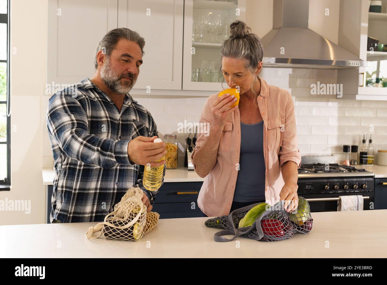 Unpacking fresh organic produce hi-res stock photography and images - Alamy