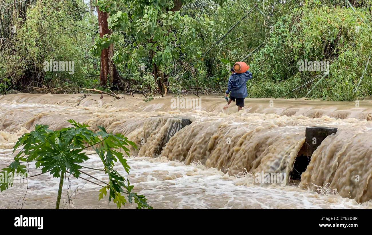 Laguna, Luzon Island, Philippines. Oct 25,2024: Heavy rains turned a ...