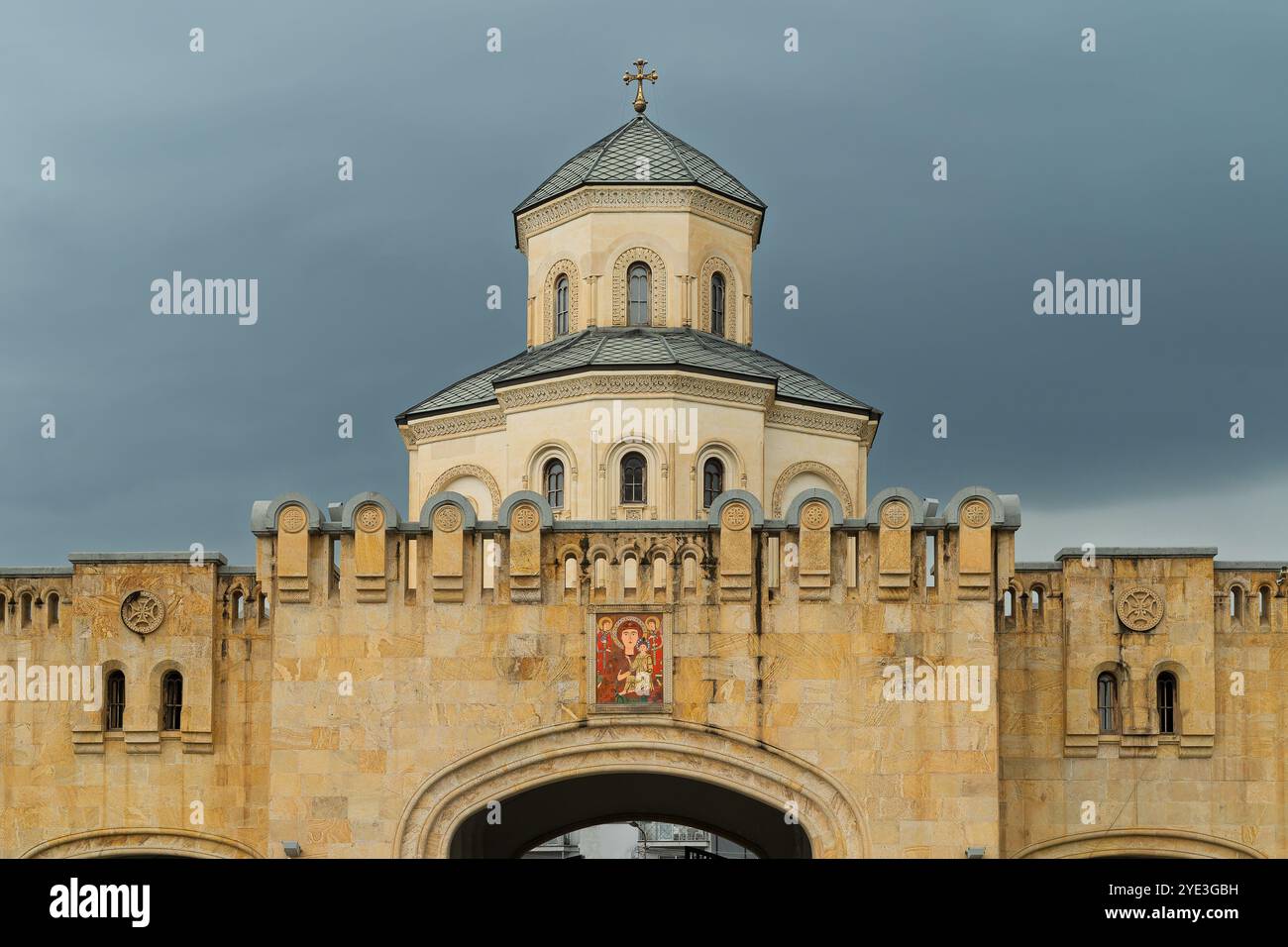 Byzantine architecture holy trinity hi-res stock photography and images ...