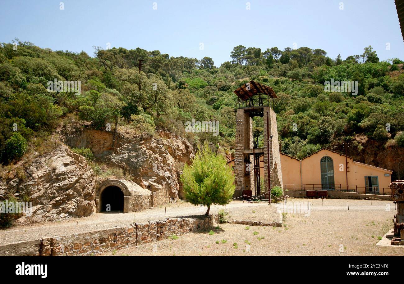 Gal Well - Arbus - Sardinia - Italy Stock Photo - Alamy