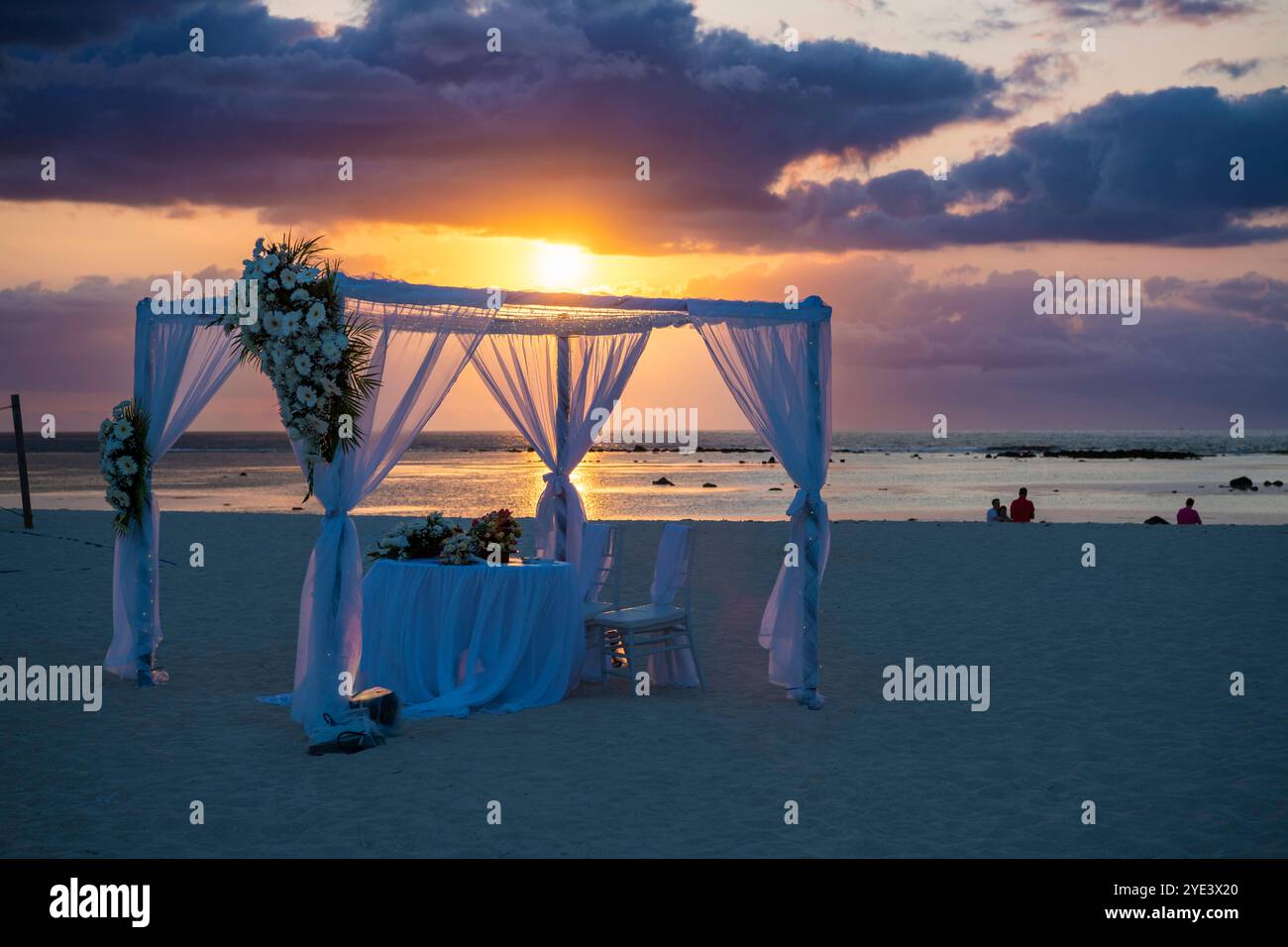 Pavillon, für Hochzeit, Sonnenuntergang, Flic en Flac Beach, Strand ...