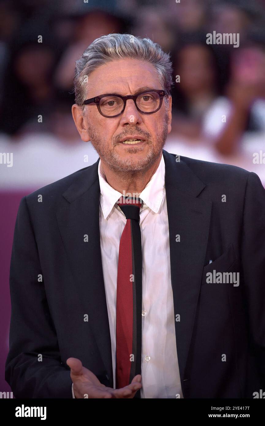 Conclave movie hi-res stock photography and images - Alamy