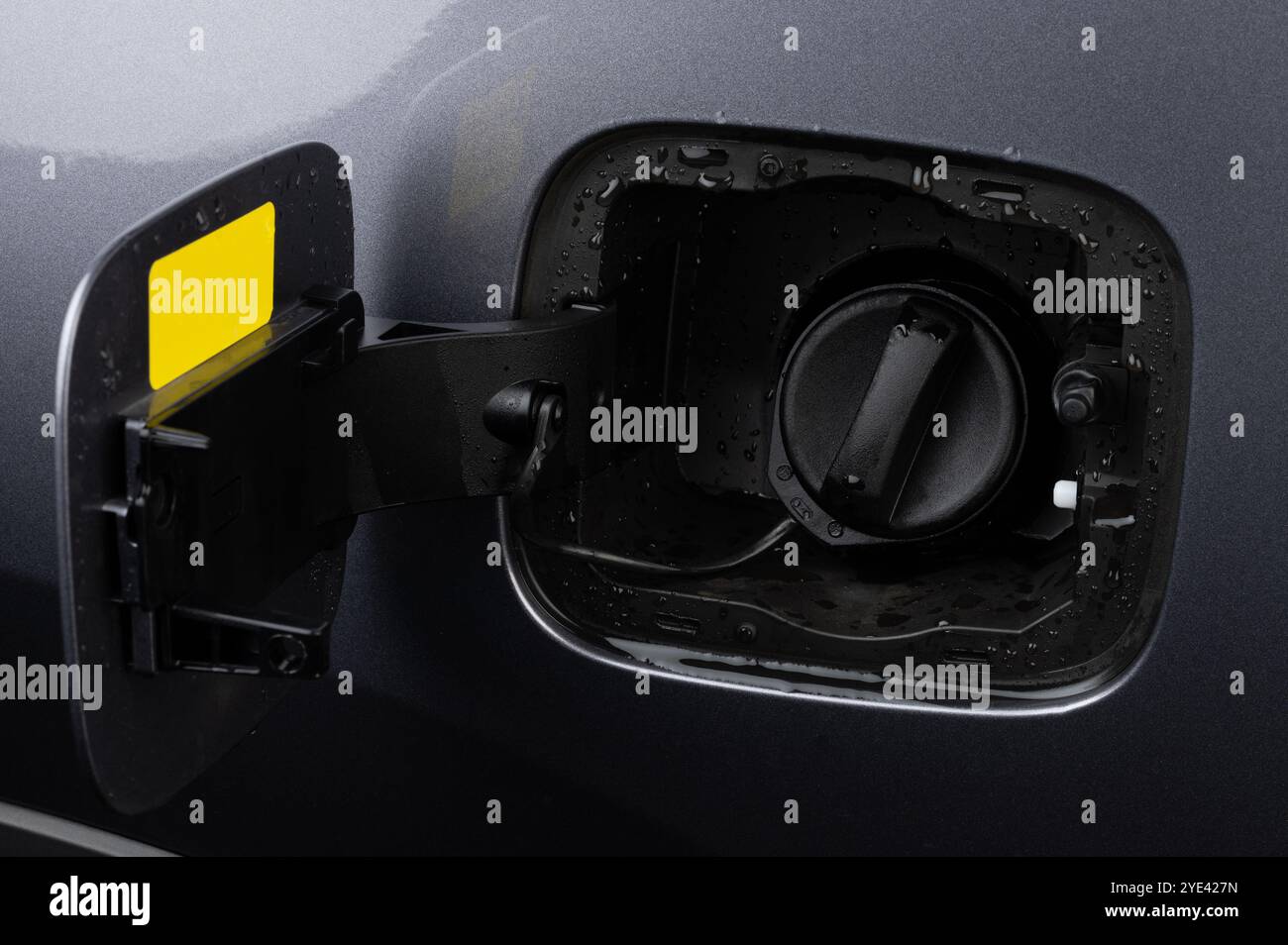 Open nozzle hi-res stock photography and images - Alamy