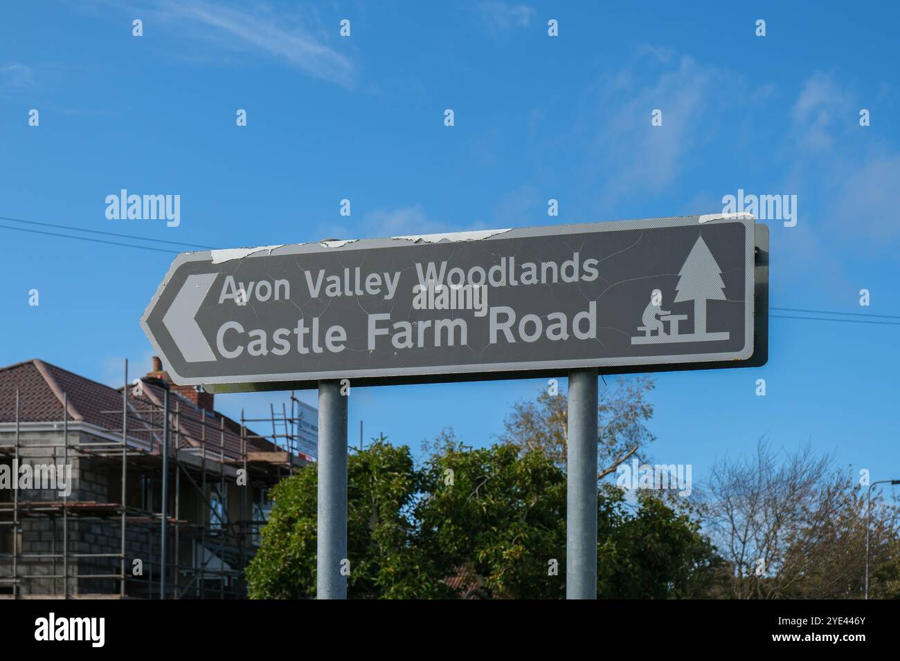 Avon Valley Woodlands road sign, Hanham, Bristol, UK Stock Photo - Alamy