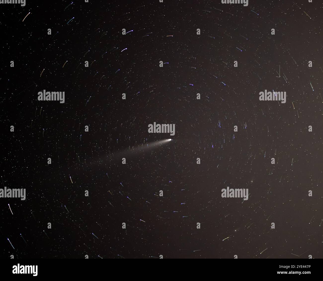 Tsuchinshan atlas comet hi-res stock photography and images - Alamy