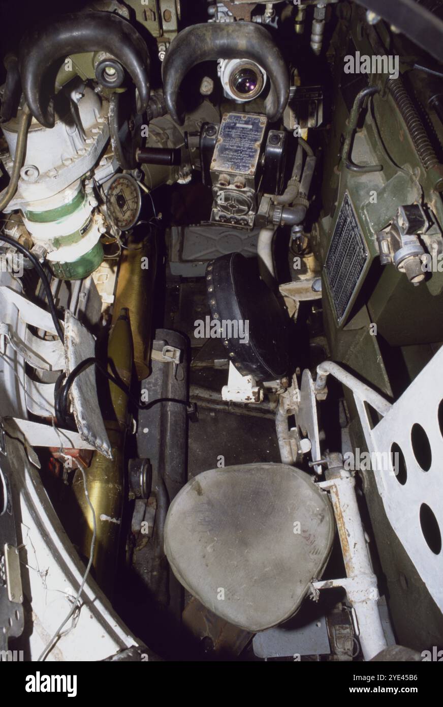 Army tank inside hi-res stock photography and images - Alamy