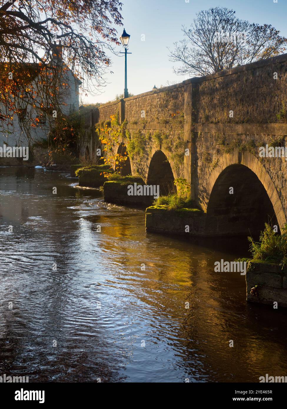 Abingdon's medieval stone bridge at sunrise, Abingdon claims to be the ...