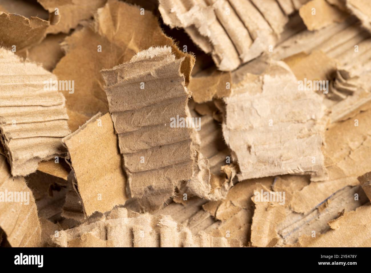 cardboard for packaging items, packaging cardboard from recycled waste ...