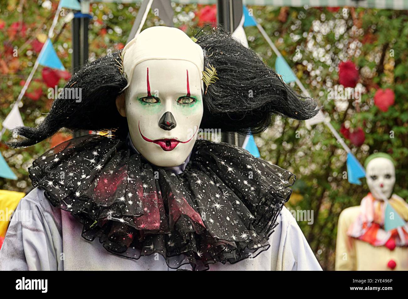 Uk clowns hi-res stock photography and images - Alamy