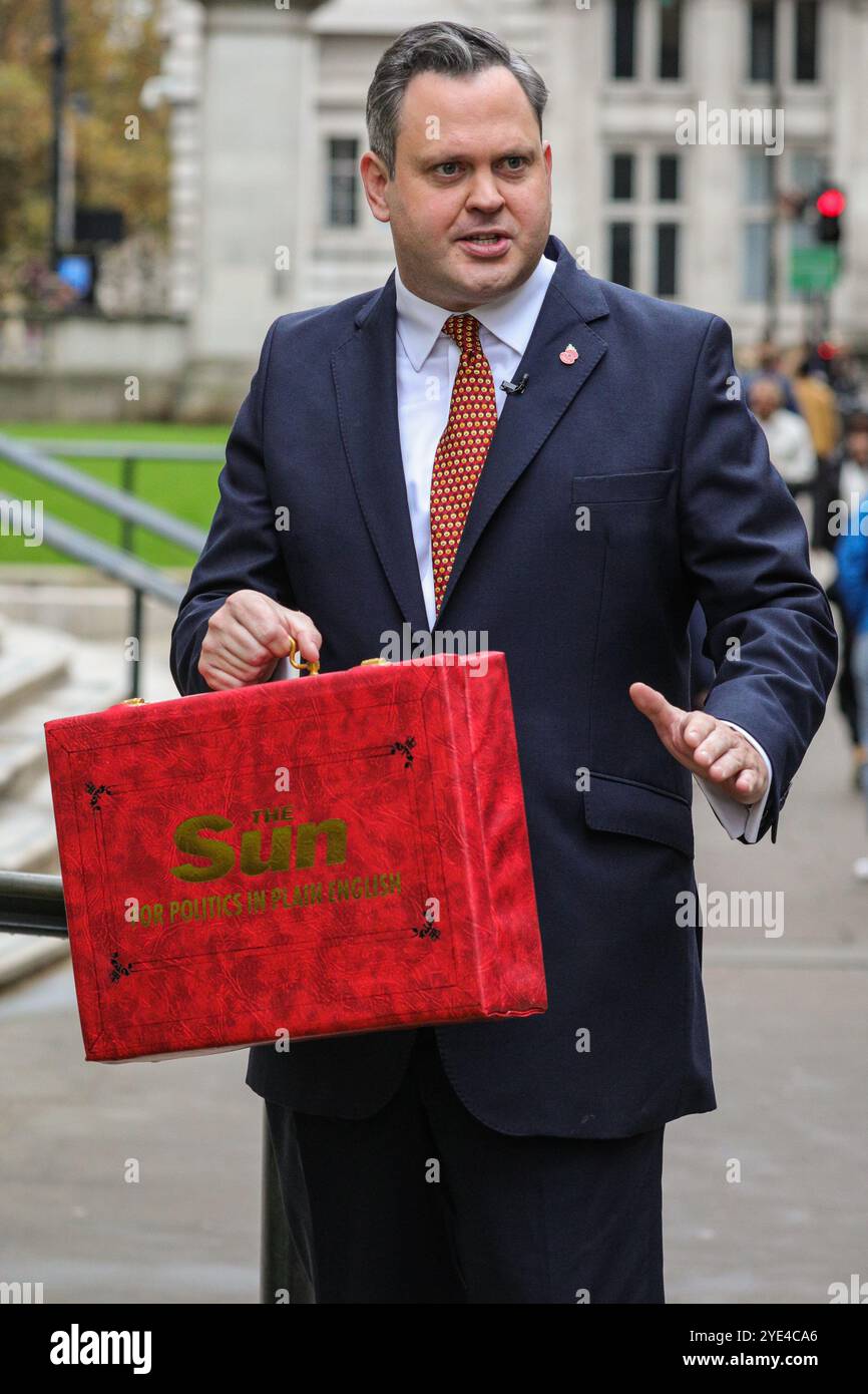 Sun logo hi-res stock photography and images - Alamy