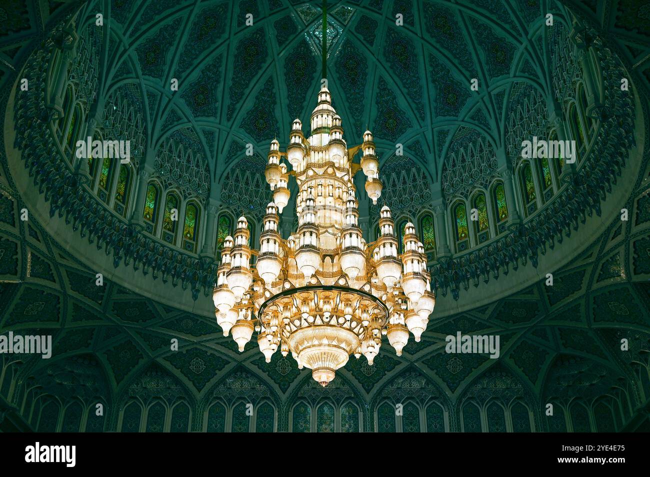 Interior of Sultan Qaboos Grand Mosque with chandelier in the main ...