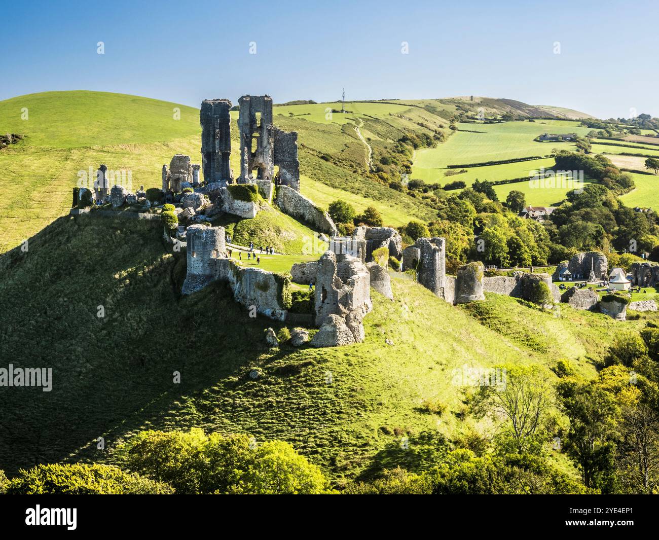 Corfe Castle in Dorset Stock Photo - Alamy