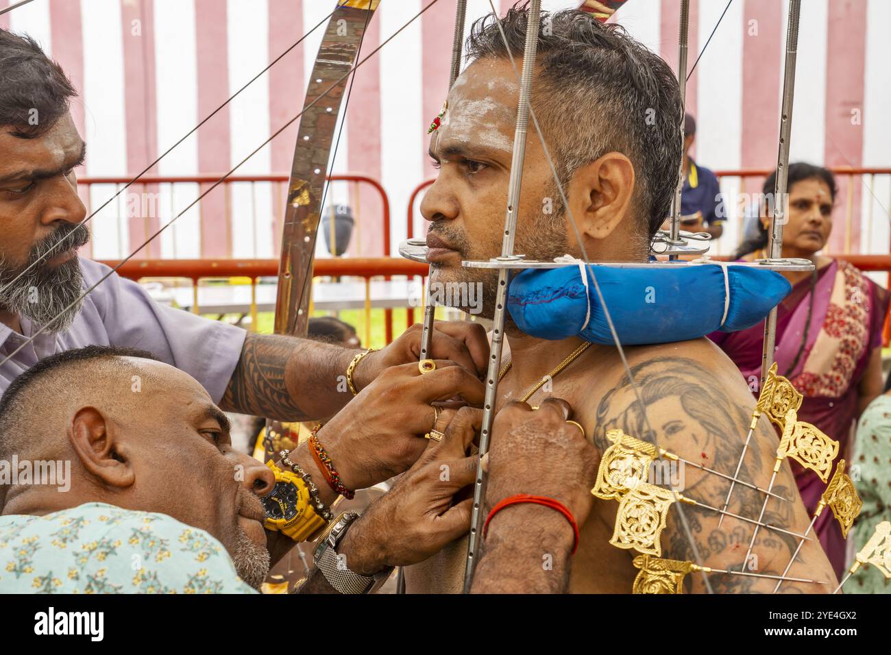 Thaipusam festival in Singapore devotees practice a mortification of ...