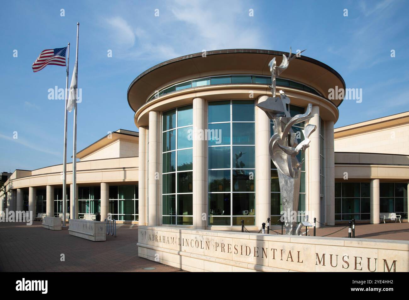 Lincoln library springfield illinois hi-res stock photography and ...