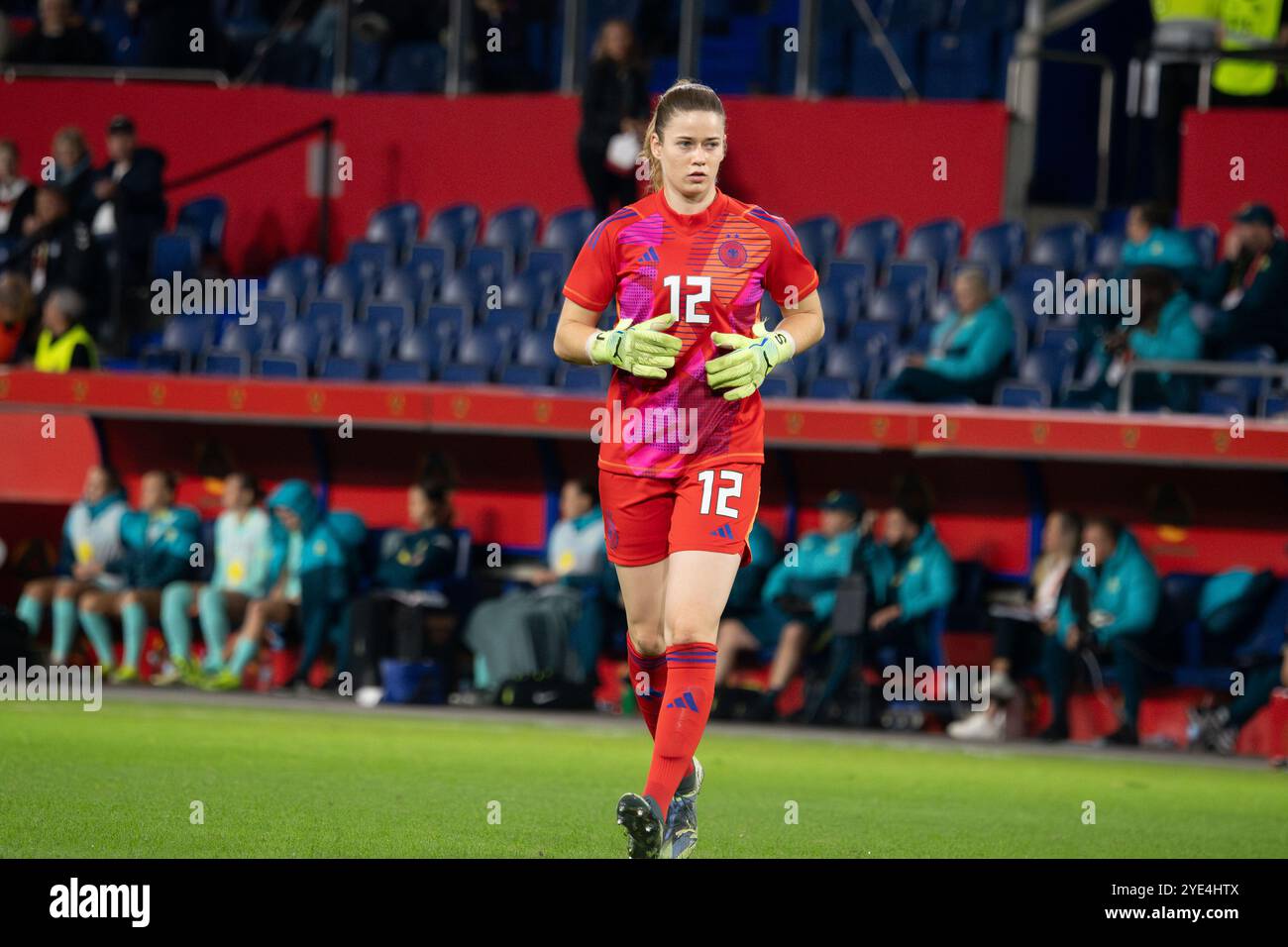 Duisburg, Germany, October 28th 2024 Goalkeeper Stina Johannes (12 ...