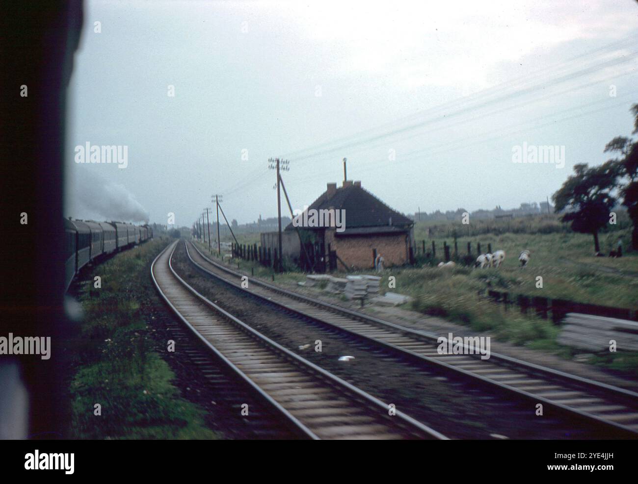 Vintage train window hi-res stock photography and images - Alamy