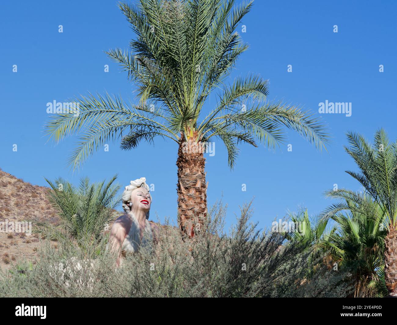 Forever Marilyn, statue by Seward Johnson, Marilyn Monroe Stock Photo ...