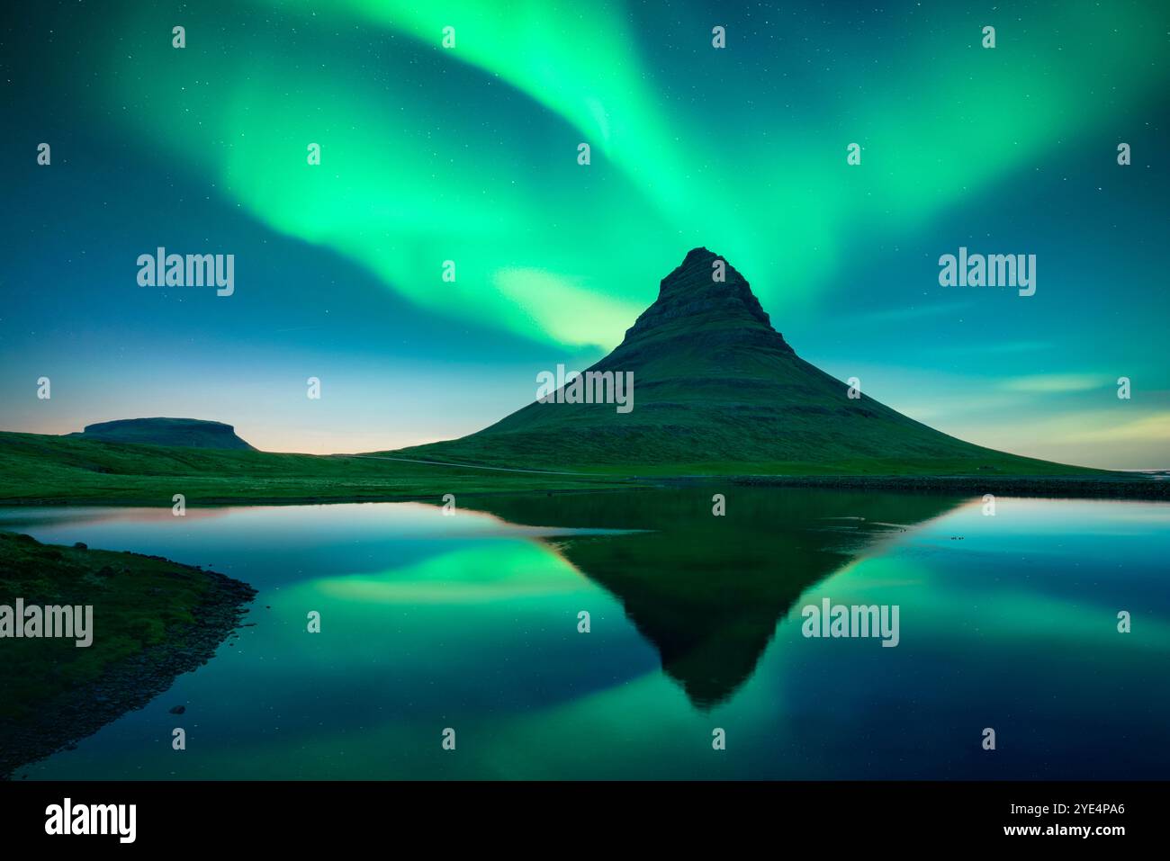 Splendid light cascade hi-res stock photography and images - Alamy