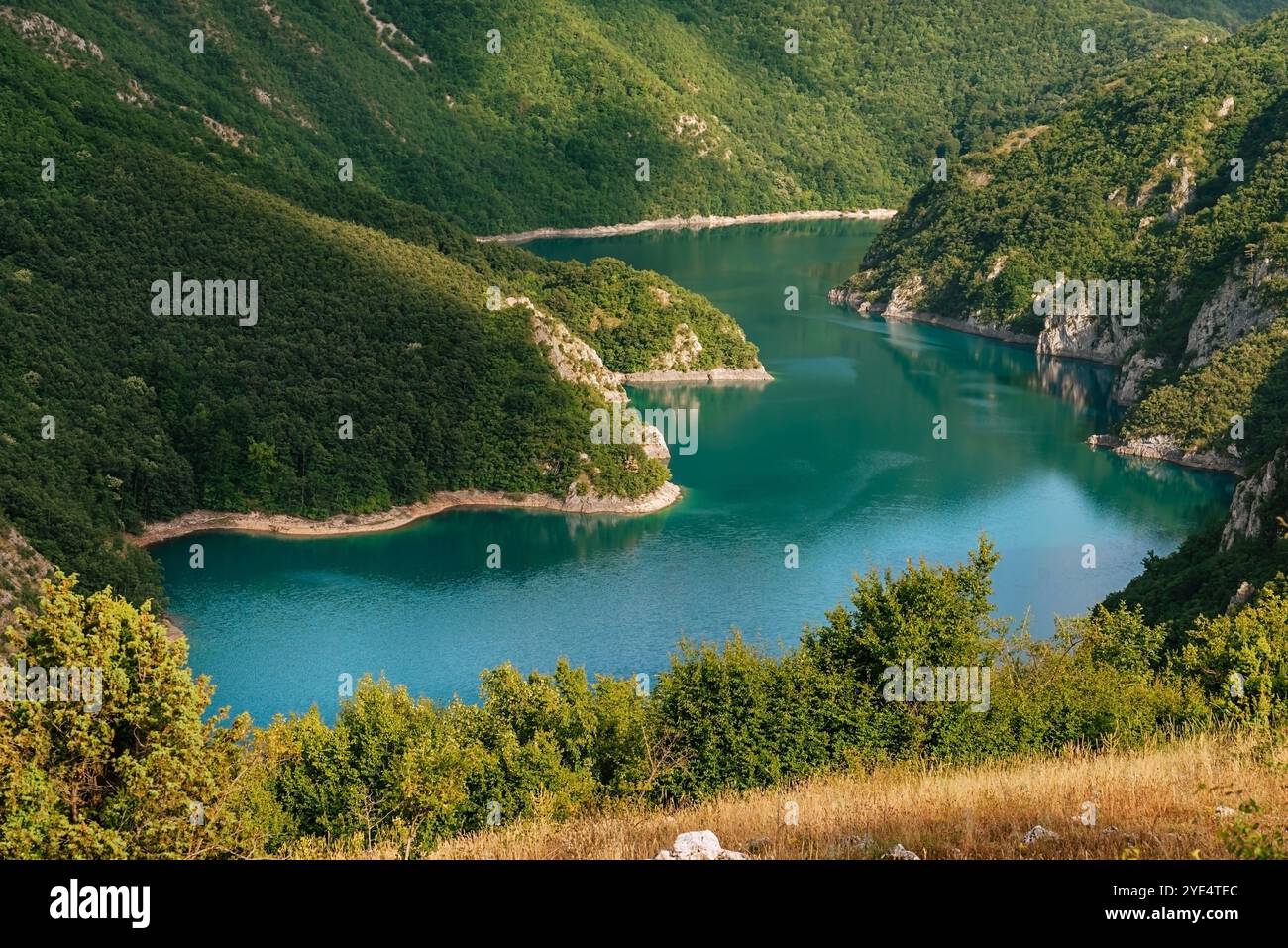 Piva Lake in Gorge of Piva River Canyon Stock Photo - Alamy
