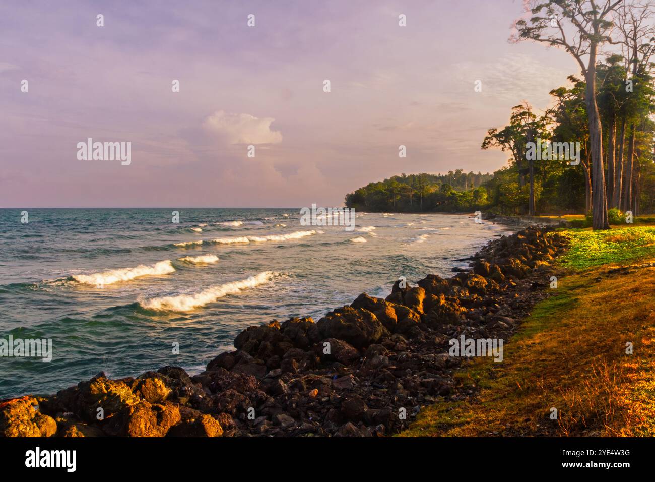 Kala pathar beach hi-res stock photography and images - Alamy