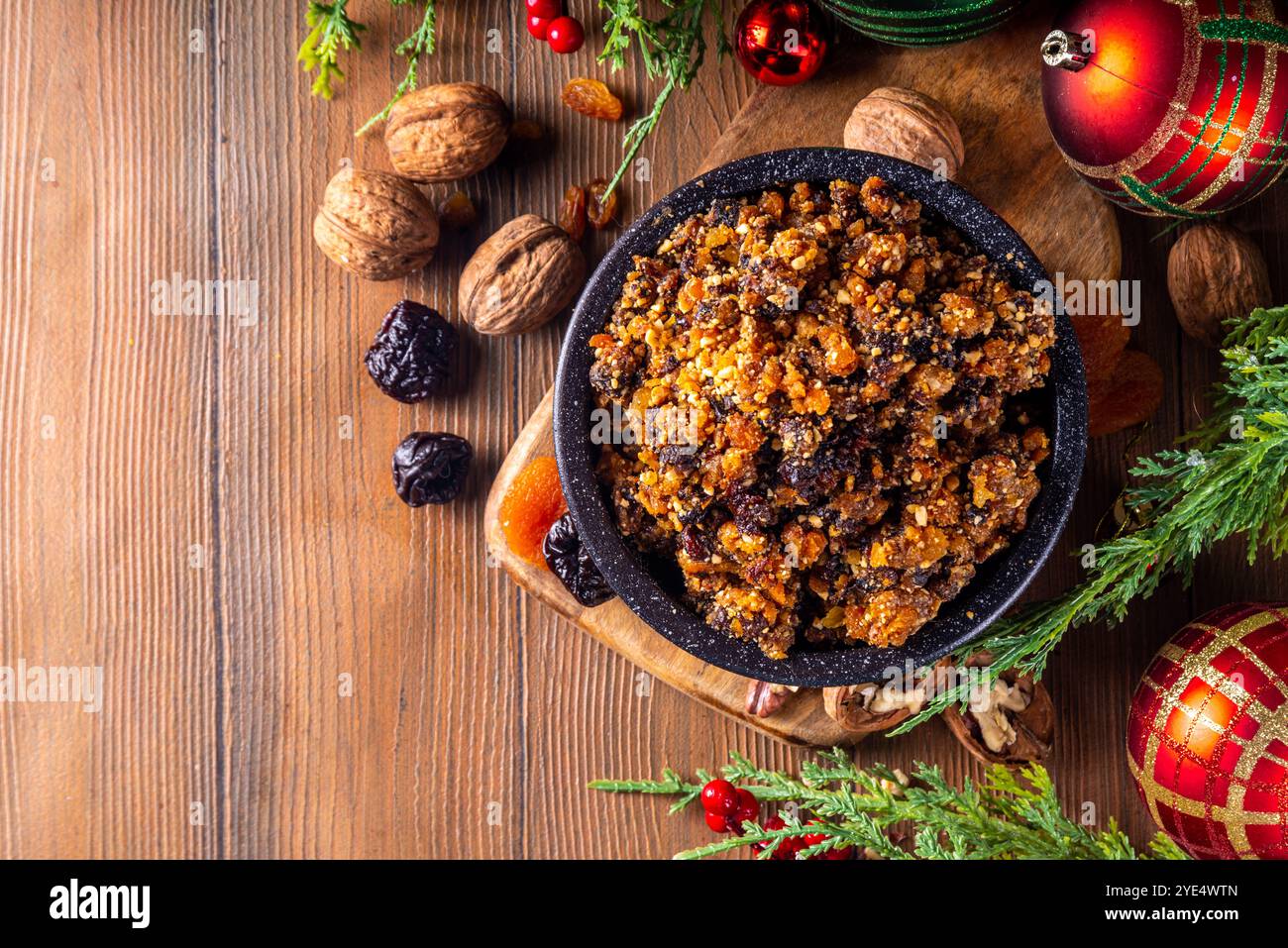Homemade Christmas sweet mincemeat bowl, dried fruit mince meat for ...