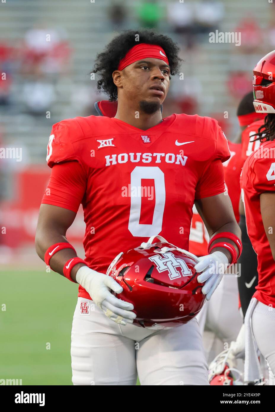 HOUSTON, TX - OCTOBER 26: Houston Cougars linebacker Kendre Gant (0 ...
