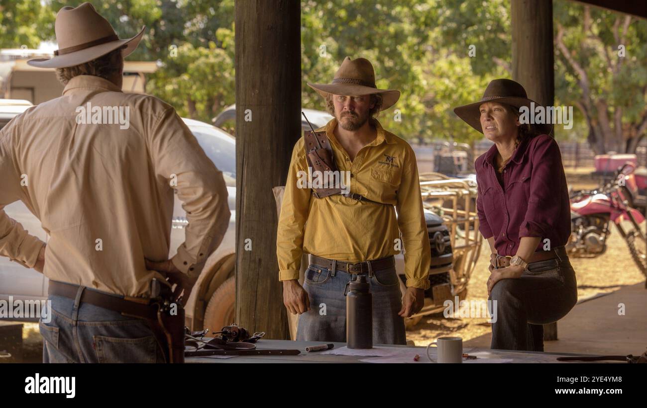 TERRITORY, (aka DESERT KING), from left: Michael Dorman, Anna Torv ...