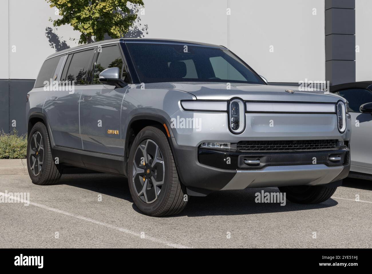 Indianapolis - October 26, 2024: Rivian R1S Electric SUV display at a ...
