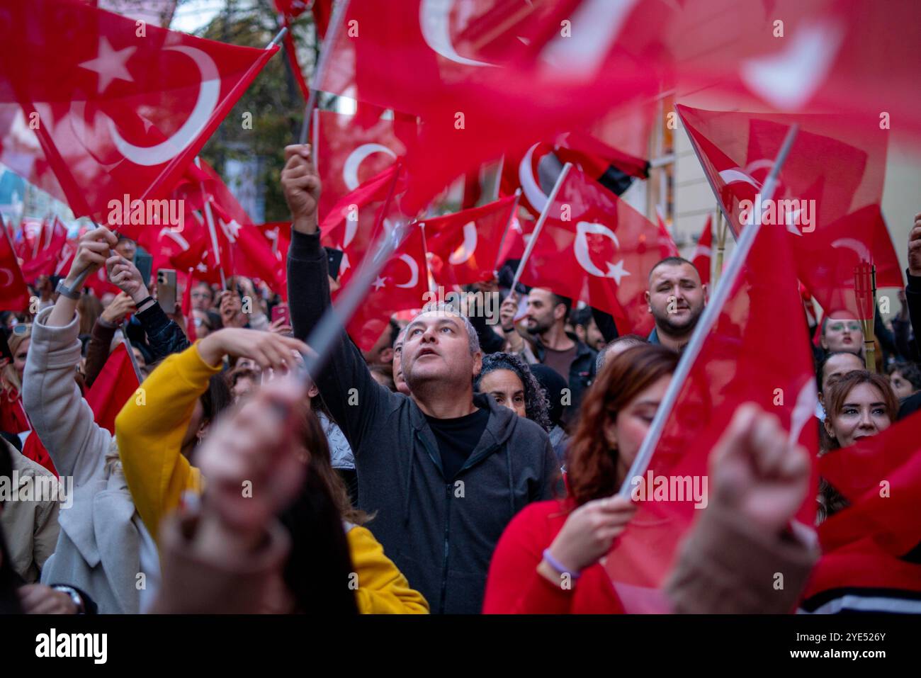 Sisli, Istanbul, Turkey. 29th Oct, 2024. A man wave the Turkish flag ...