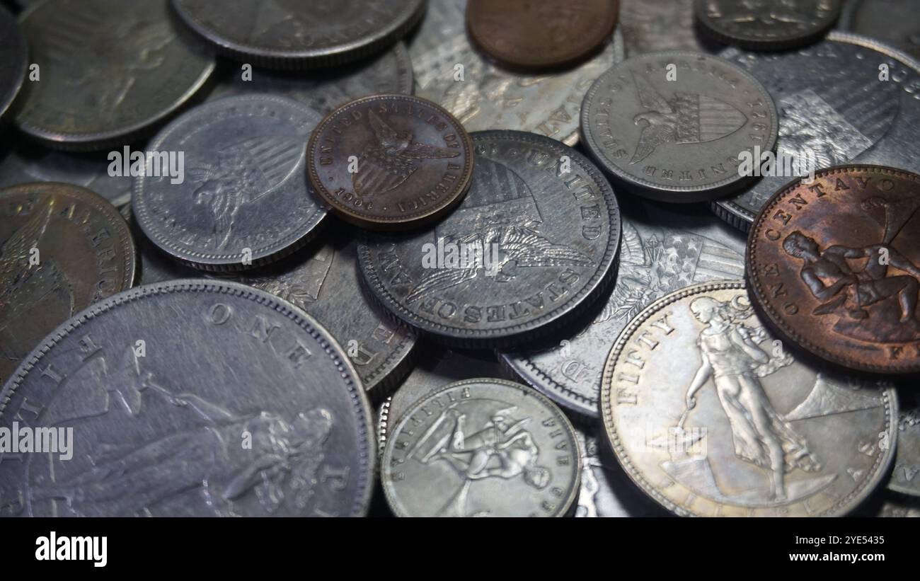 Philippine coins hi-res stock photography and images - Alamy