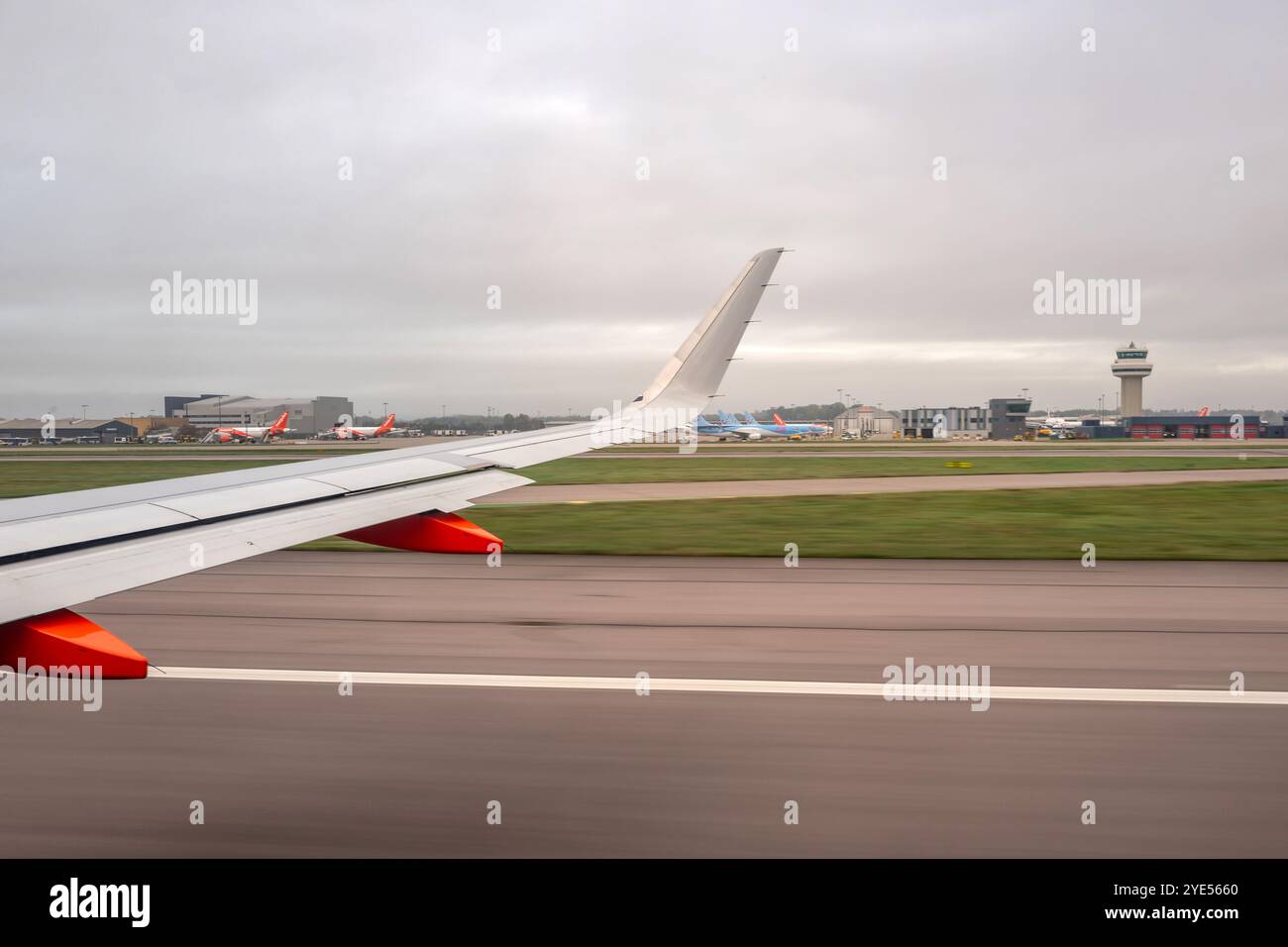 Gatwick, October 23rd 2024: View from an EasyJet window Stock Photo - Alamy