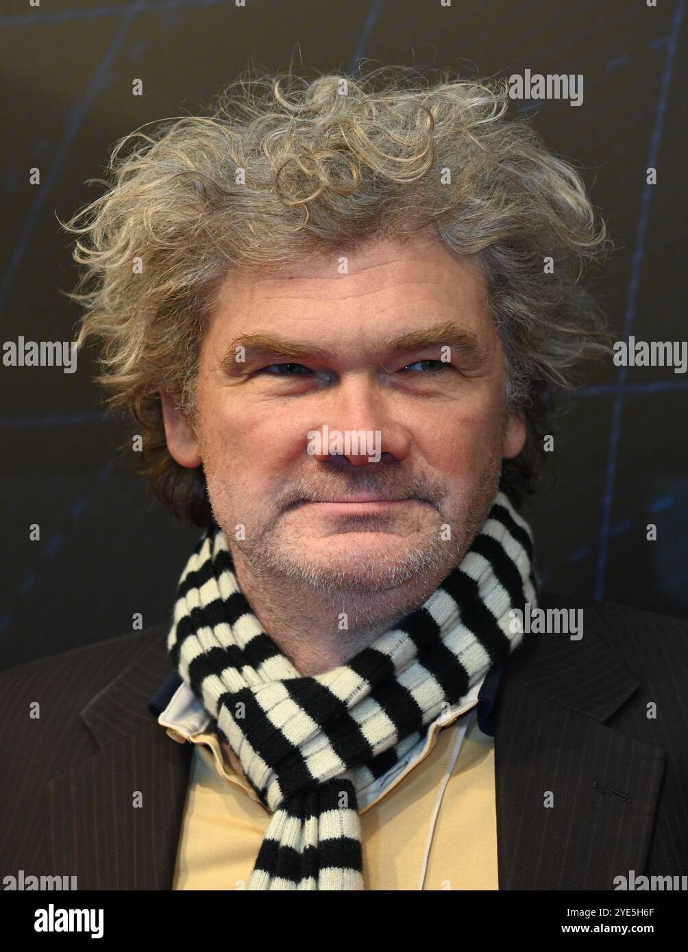 Dr stephen cole hi-res stock photography and images - Alamy